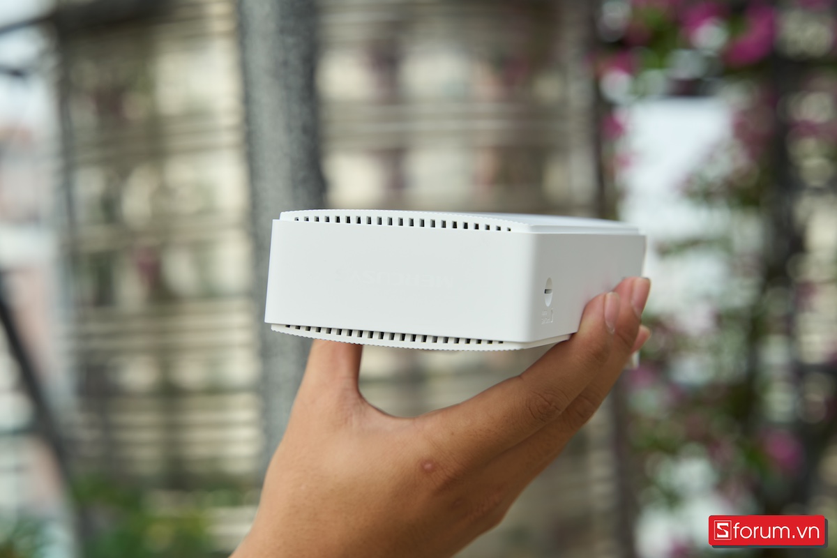 Trên tay bộ phát Wi-Fi Mercusys MB 112-4G: Kết nối lên đến 32 thiết bị